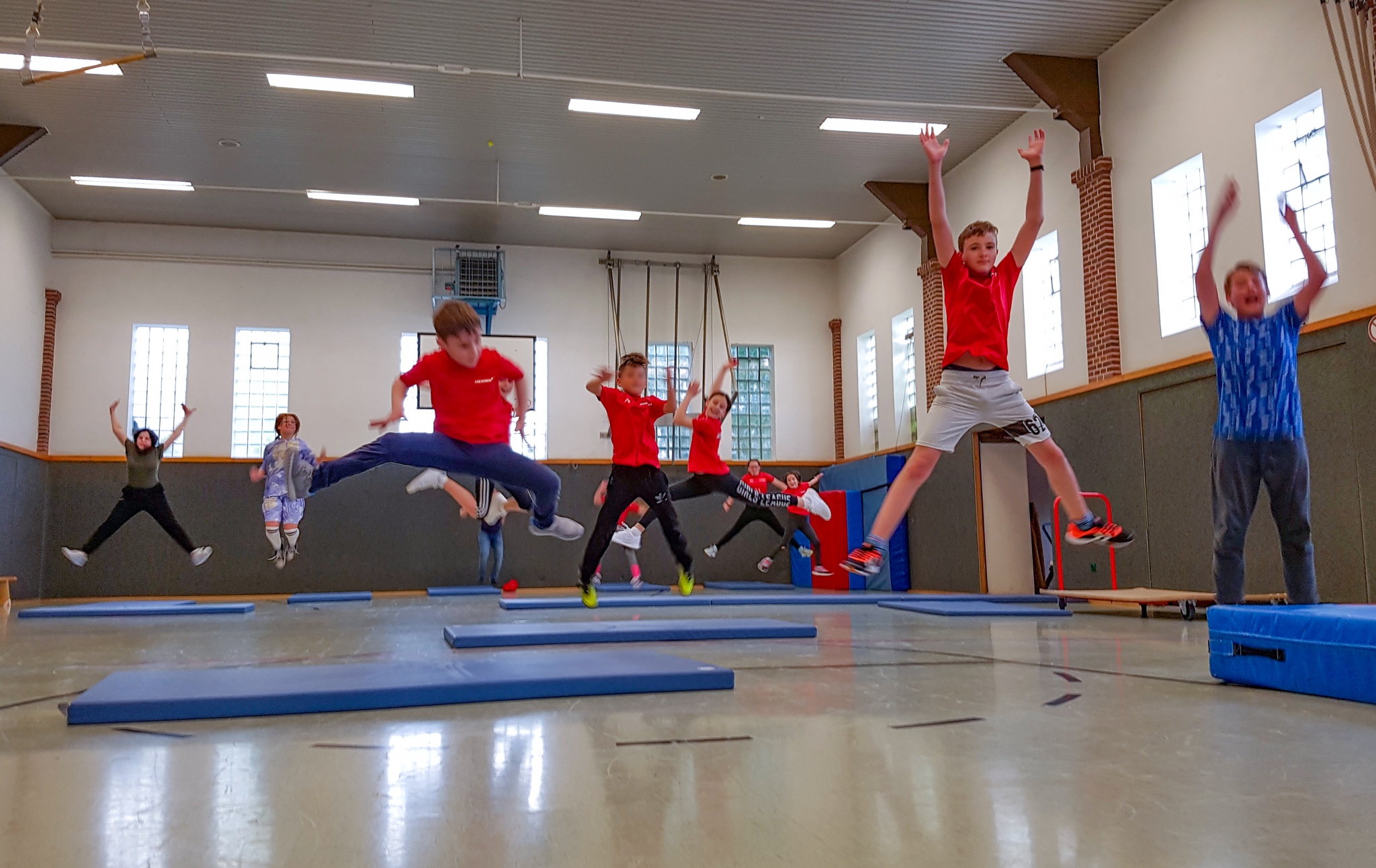 Jugendwerk- Angebot läuft! – Jugendwerk Deutschland